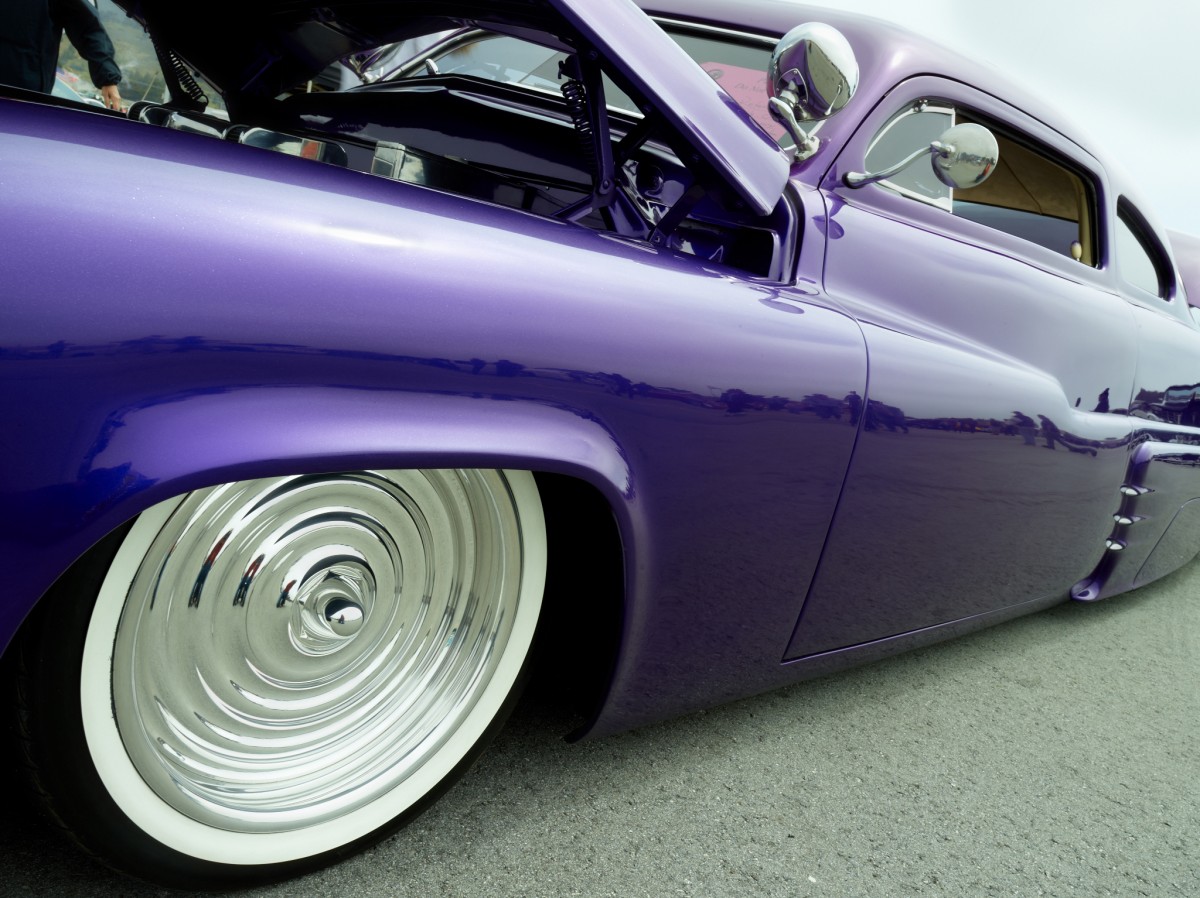 Purple Cruiser – IN STARTUP LAND